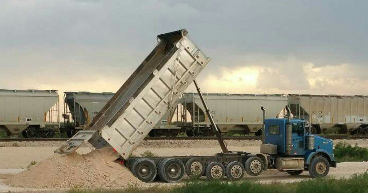 Dirt, Rock, Sand Hauling Services - Bomhak Trucking Oklahoma